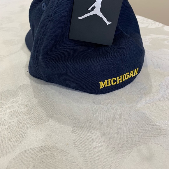 Jordan | Accessories | Nike Jordan Michigan Wolverines U Of M Hat Cap ...